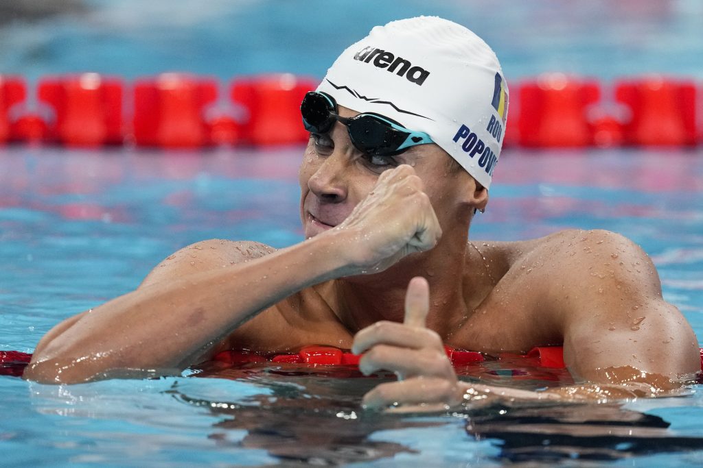 David Popovici e campion olimpic! David câștigă medalia de aur la 200 de metri liber, prima ...